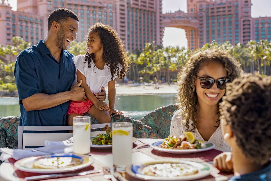 Savor Local Favorites | Dining | Atlantis Paradise Island